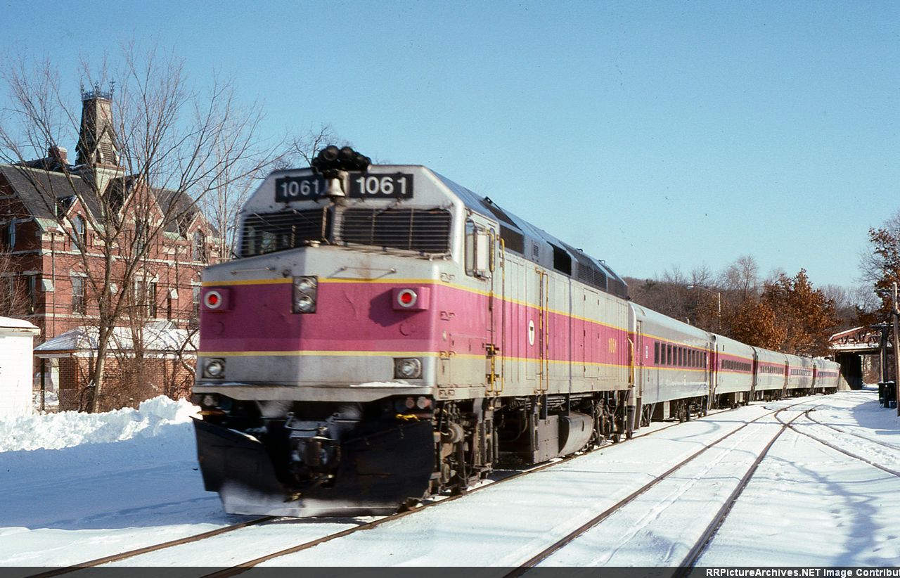 MBTA 1061